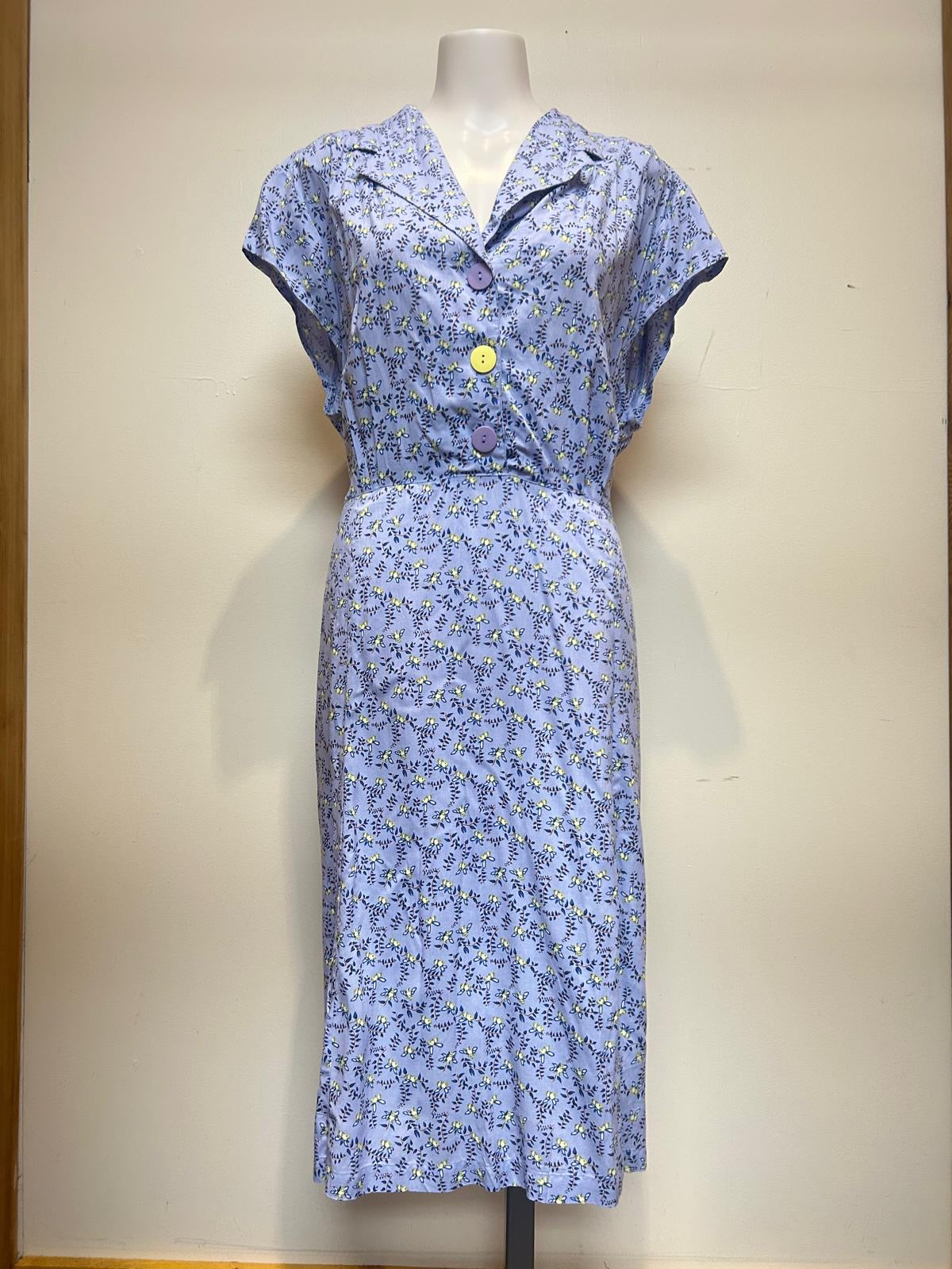 April Cornell Bee Woman’s Dress Plus Size – Eveline Street Clothing